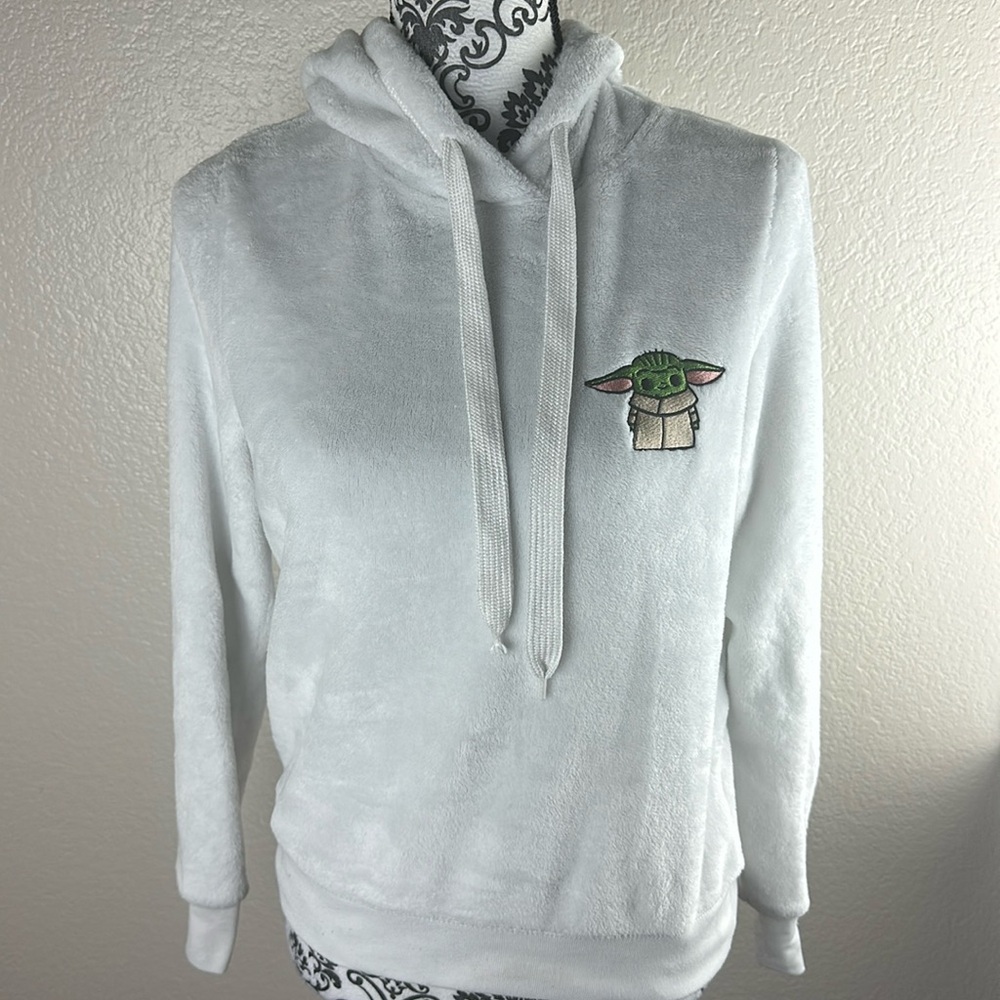 Star Wars Mandalorian Grogu Fuzzy Pullover Hoodie Swe… - Gem